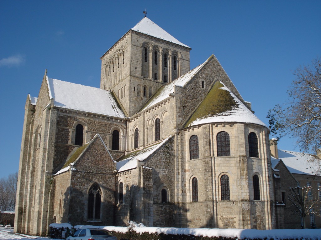 Abbayes Normandes : Abbaye de la Sainte-Trinité de Lessay en Normandie